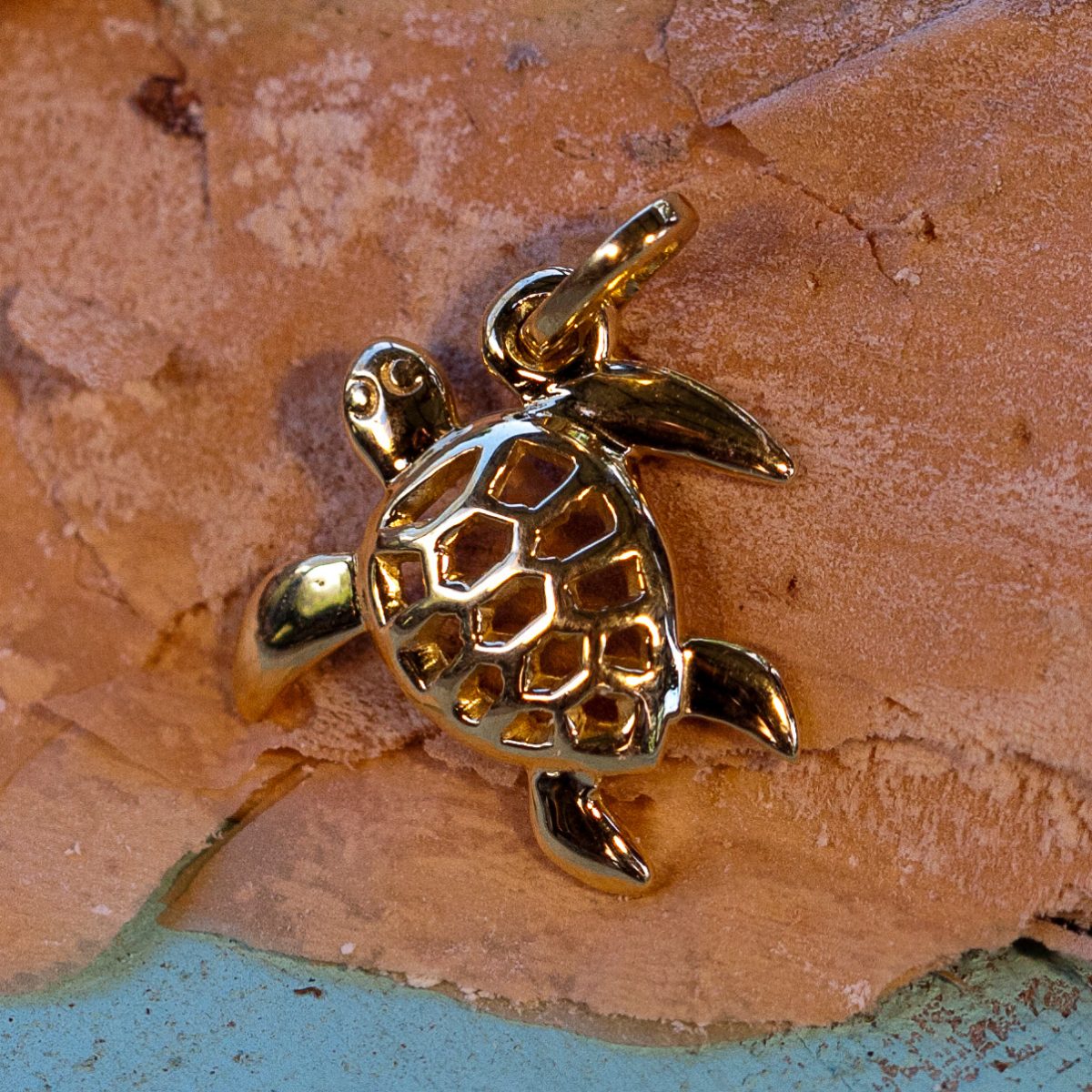 18ct gold turtle pendant - DeMe Designs